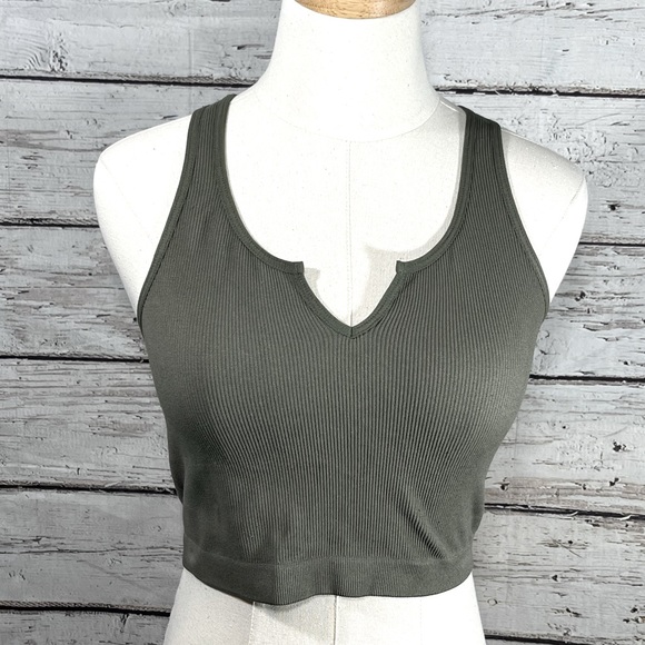 Bozzolo | Tops | Bozzolo Cropped Tank Top Stretchy Ribbed W Notched V ...